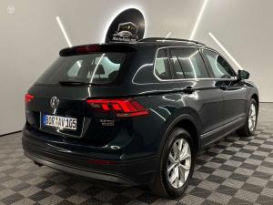 Green Volkswagen Tiguan 2016 in Marijampole, with an engine capacity of 1.97 L and mileage of 321 thousand km for 14450 €, photo 29 on AUTOMOTO.COM.LV