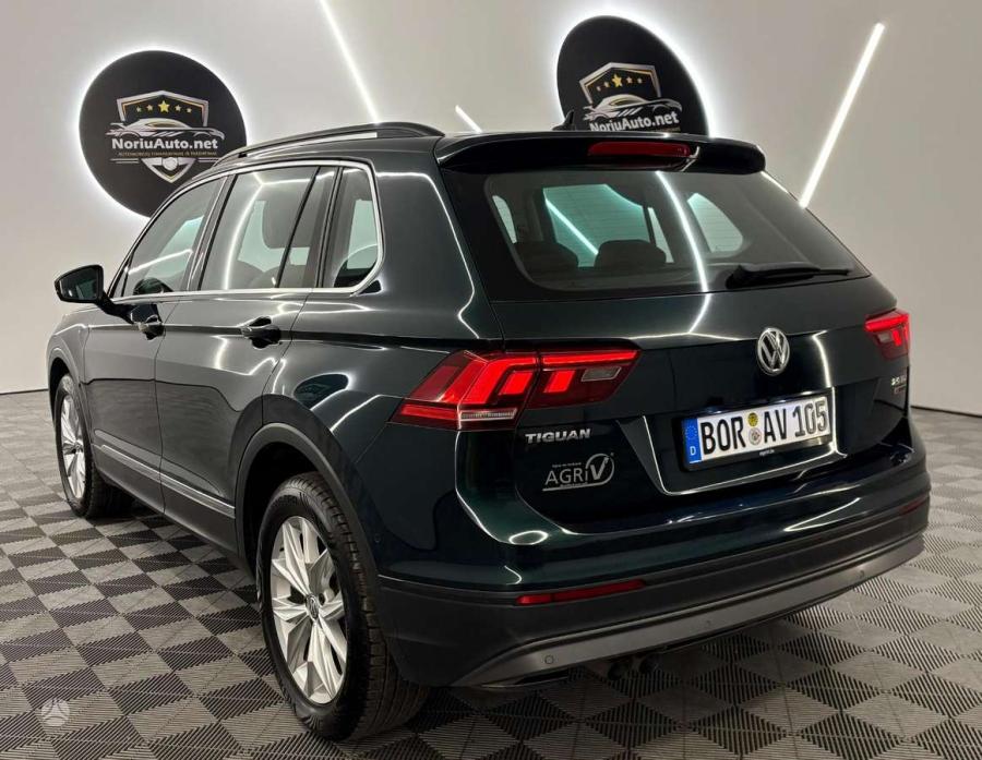 Green Volkswagen Tiguan 2016 in Marijampole, with an engine capacity of 1.97 L and mileage of 321 thousand km for 14450 €, photo 31 on AUTOMOTO.COM.LV