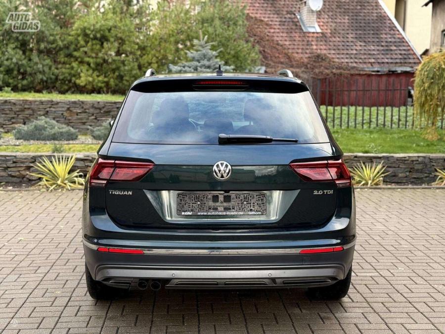 Zaļš Volkswagen Tiguan 2017 Viļņa, ar dzinēja tilpumu 2.00 L un nobraukumu 236 tūkst. km par 15900 €, foto 6 vietnē AUTOMOTO.COM.LV
