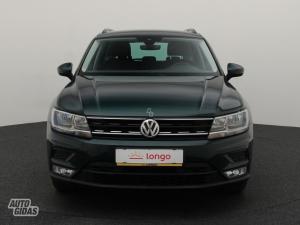 Green Volkswagen Tiguan 2017 in Vilnius, with an engine capacity of 2.00 L and mileage of 177 thousand km for 16899 €, photo 3 on AUTOMOTO.COM.LV
