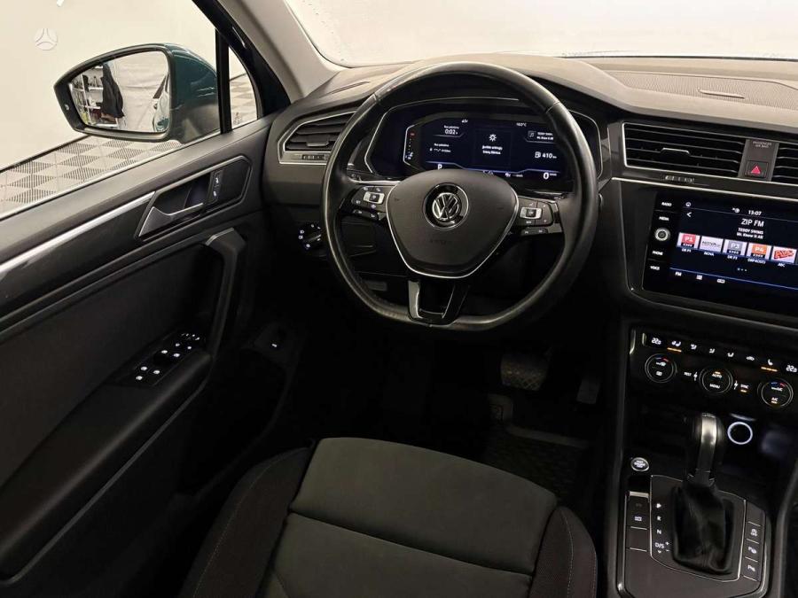 Green Volkswagen Tiguan 2019 in Marijampole, with an engine capacity of 1.97 L and mileage of 256 thousand km for 15650 €, photo 18 on AUTOMOTO.COM.LV