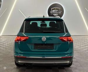 Green Volkswagen Tiguan 2019 in Marijampole, with an engine capacity of 1.97 L and mileage of 256 thousand km for 15650 €, photo 22 on AUTOMOTO.COM.LV