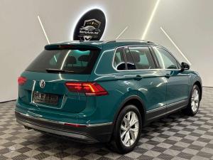 Green Volkswagen Tiguan 2019 in Marijampole, with an engine capacity of 1.97 L and mileage of 256 thousand km for 15650 €, photo 34 on AUTOMOTO.COM.LV