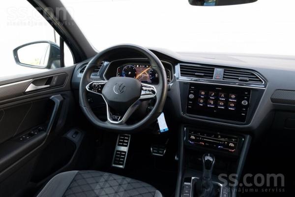 Green Volkswagen Tiguan 2020 in Riga, with an engine capacity of 2.00 L and mileage of 130 thousand km for 26500 €, photo 9 on AUTOMOTO.COM.LV