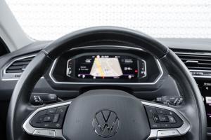 Zaļš Volkswagen Tiguan 2021 Mārupe, ar dzinēja tilpumu 1.50 L un nobraukumu 90 tūkst. km par 25900 €, foto 16 vietnē AUTOMOTO.COM.LV