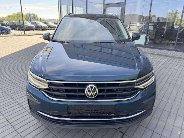 Zaļš Volkswagen Tiguan 2021 Kauņa, ar dzinēja tilpumu 1.50 L un nobraukumu 196 tūkst. km par 18300 €, foto 3 vietnē AUTOMOTO.COM.LV
