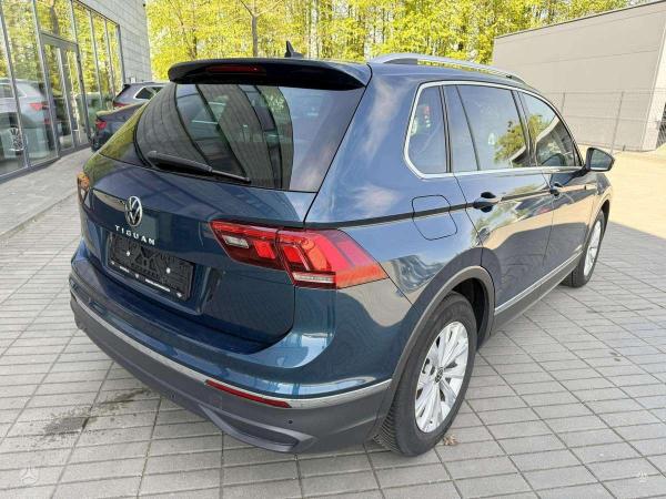 Zaļš Volkswagen Tiguan 2021 Kauņa, ar dzinēja tilpumu 1.50 L un nobraukumu 196 tūkst. km par 18300 €, foto 5 vietnē AUTOMOTO.COM.LV