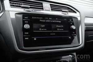 Zaļš Volkswagen Tiguan 2022 Rīga, ar dzinēja tilpumu 2.00 L un nobraukumu 114 tūkst. km par 29900 €, foto 17 vietnē AUTOMOTO.COM.LV