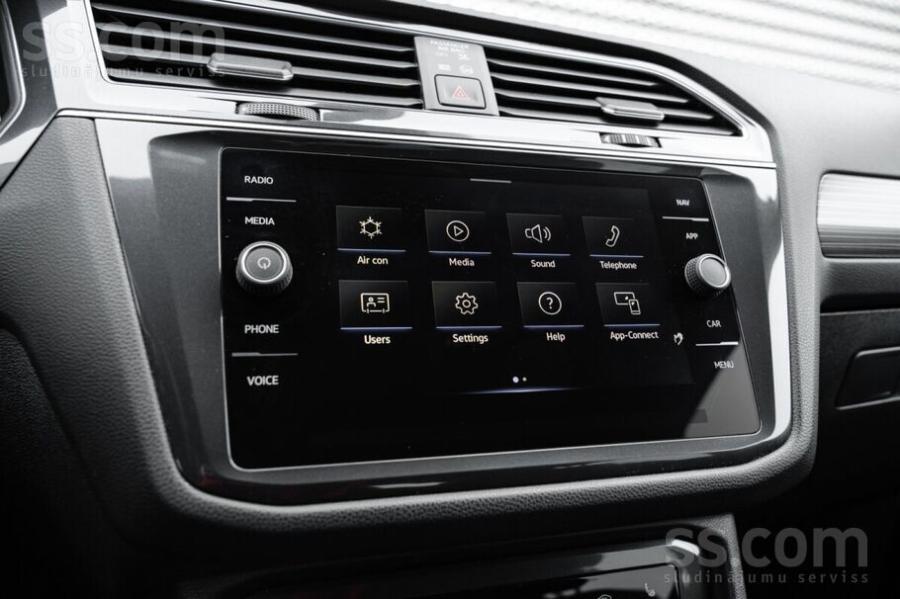 Zaļš Volkswagen Tiguan 2022 Rīga, ar dzinēja tilpumu 2.00 L un nobraukumu 114 tūkst. km par 29900 €, foto 18 vietnē AUTOMOTO.COM.LV