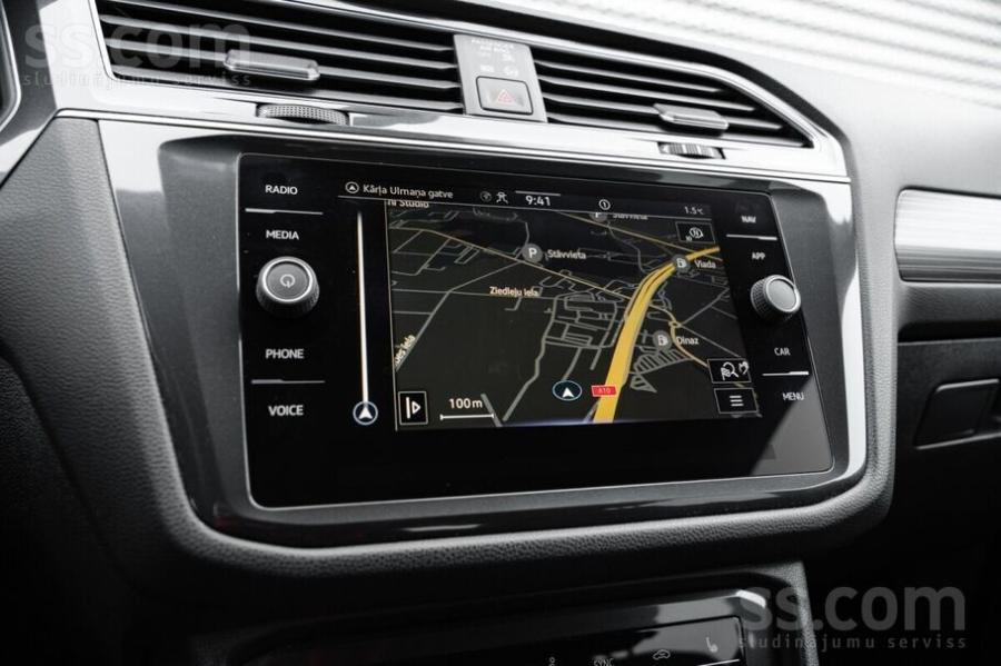 Zaļš Volkswagen Tiguan 2022 Rīga, ar dzinēja tilpumu 2.00 L un nobraukumu 114 tūkst. km par 29900 €, foto 24 vietnē AUTOMOTO.COM.LV