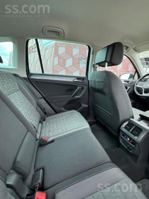 Zaļš Volkswagen Tiguan 2023 Rīga, ar dzinēja tilpumu 1.50 L un nobraukumu 94 tūkst. km par 26800 €, foto 10 vietnē AUTOMOTO.COM.LV
