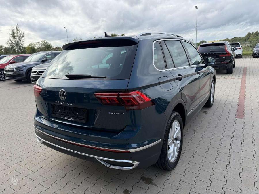 Zaļš Volkswagen Tiguan 2023 Šauļi, ar dzinēja tilpumu 1.40 L un nobraukumu 125 tūkst. km par 23990 €, foto 9 vietnē AUTOMOTO.COM.LV