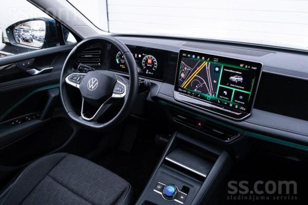 Green Volkswagen Tiguan 2024 in Riga, with an engine capacity of 1.50 L and mileage of 26 thousand km for 32150 €, photo 8 on AUTOMOTO.COM.LV