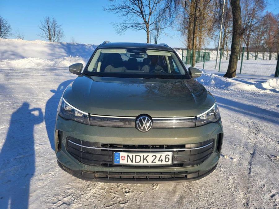 Zaļš Volkswagen Tiguan 2024 Kėdainiai, ar dzinēja tilpumu 1.97 L un nobraukumu 21 tūkst. km par 33100 €, foto 5 vietnē AUTOMOTO.COM.LV
