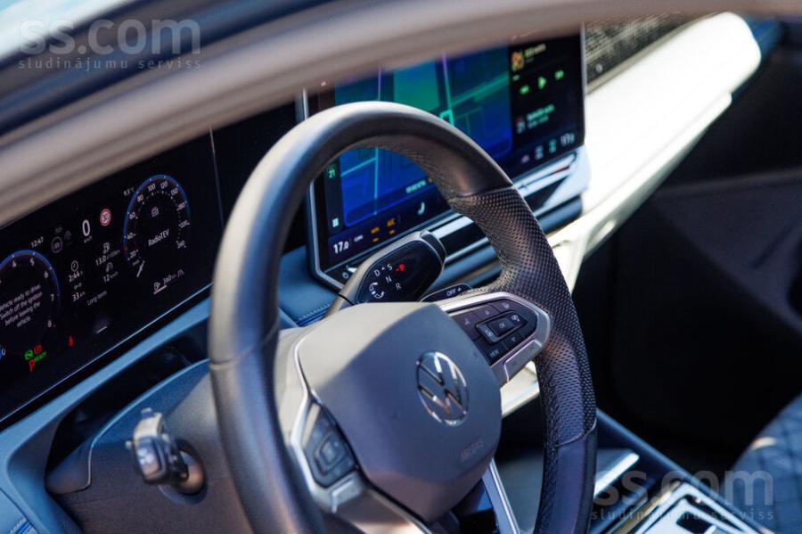 Zaļš Volkswagen Tiguan 2024 Rīga, ar dzinēja tilpumu 1.50 L un nobraukumu 27 tūkst. km par 39000 €, foto 27 vietnē AUTOMOTO.COM.LV
