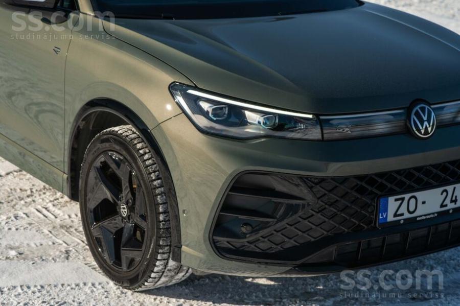 Green Volkswagen Tiguan 2024 in Riga, with an engine capacity of 1.50 L and mileage of 23 thousand km for 36400 €, photo 6 on AUTOMOTO.COM.LV