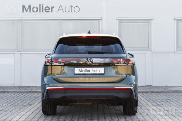 Green Volkswagen Tiguan 2024 in Ventspils, with an engine capacity of 2.00 L and mileage of 20 thousand km for 35200 €, photo 4 on AUTOMOTO.COM.LV