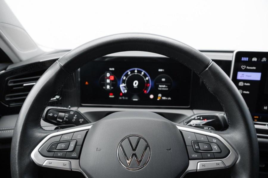 Green Volkswagen Tiguan 2024 in Riga, with an engine capacity of 1.50 L and mileage of 76 thousand km for 29900 €, photo 20 on AUTOMOTO.COM.LV