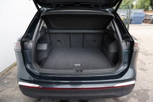 Green Volkswagen Tiguan 2024 in Riga, with an engine capacity of 1.50 L and mileage of 36 thousand km for 33500 €, photo 11 on AUTOMOTO.COM.LV