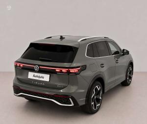 Green Volkswagen Tiguan 2024 in Kaunas, with an engine capacity of 1.97 L and mileage of 73 thousand km for 39800 €, photo 4 on AUTOMOTO.COM.LV