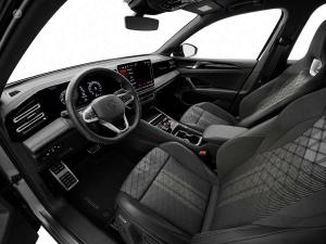 Green Volkswagen Tiguan 2024 in Kaunas, with an engine capacity of 1.97 L and mileage of 73 thousand km for 39800 €, photo 9 on AUTOMOTO.COM.LV