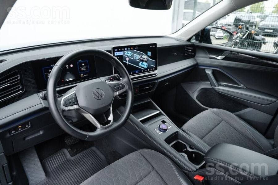 Green Volkswagen Tiguan 2024 in Riga, with an engine capacity of 1.50 L and mileage of 65 thousand km for 28950 €, photo 29 on AUTOMOTO.COM.LV