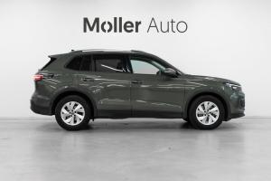 Zaļš Volkswagen Tiguan 2024 Viļņa, ar dzinēja tilpumu 2.00 L un nobraukumu 73 tūkst. km par 29500 €, foto 5 vietnē AUTOMOTO.COM.LV