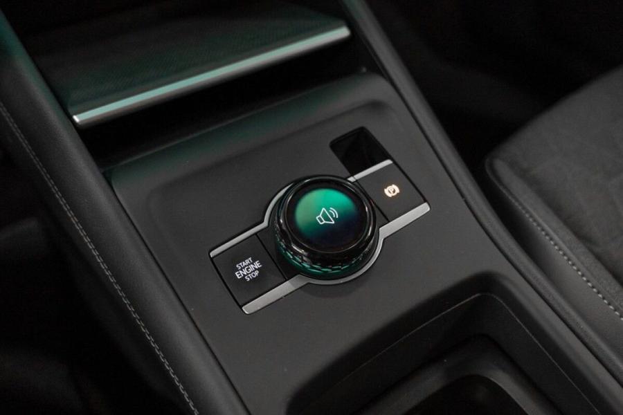 Zaļš Volkswagen Tiguan 2024 Viļņa, ar dzinēja tilpumu 2.00 L un nobraukumu 73 tūkst. km par 29500 €, foto 20 vietnē AUTOMOTO.COM.LV
