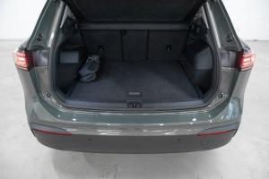 Zaļš Volkswagen Tiguan 2024 Viļņa, ar dzinēja tilpumu 2.00 L un nobraukumu 73 tūkst. km par 29500 €, foto 22 vietnē AUTOMOTO.COM.LV