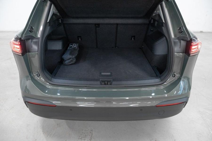 Zaļš Volkswagen Tiguan 2024 Viļņa, ar dzinēja tilpumu 2.00 L un nobraukumu 73 tūkst. km par 29500 €, foto 22 vietnē AUTOMOTO.COM.LV