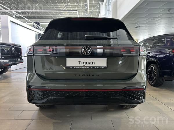 Green Volkswagen Tiguan 2025 in Valmiera, with an engine capacity of 1.50 L and mileage of 10 thousand km for 49900 €, photo 6 on AUTOMOTO.COM.LV