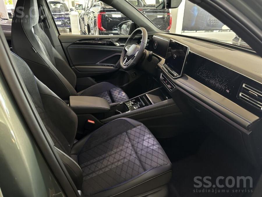 Zaļš Volkswagen Tiguan 2025 Valmiera, ar dzinēja tilpumu 1.50 L un nobraukumu 10 tūkst. km par 48900 €, foto 12 vietnē AUTOMOTO.COM.LV