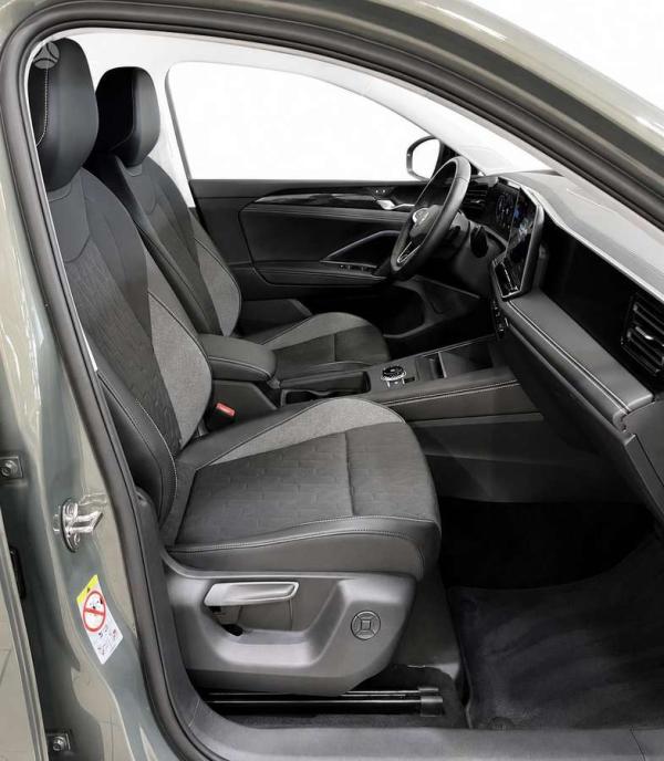 Zaļš Volkswagen Tiguan 2025 Kauņa, ar dzinēja tilpumu 1.50 L un nobraukumu 26 tūkst. km par 28800 €, foto 8 vietnē AUTOMOTO.COM.LV