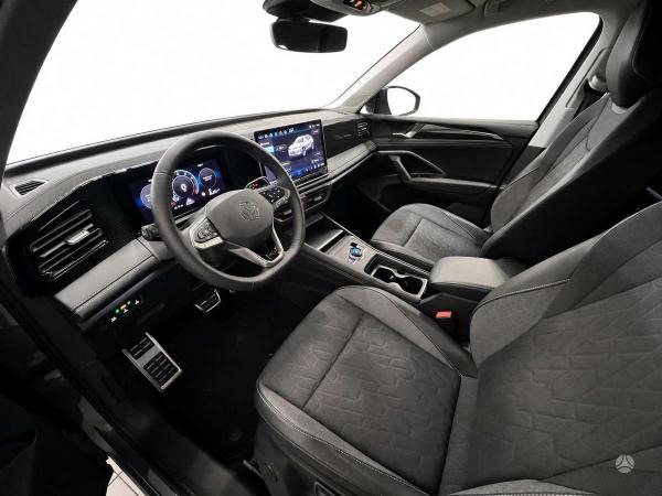 Zaļš Volkswagen Tiguan 2025 Kauņa, ar dzinēja tilpumu 1.50 L un nobraukumu 26 tūkst. km par 28800 €, foto 10 vietnē AUTOMOTO.COM.LV