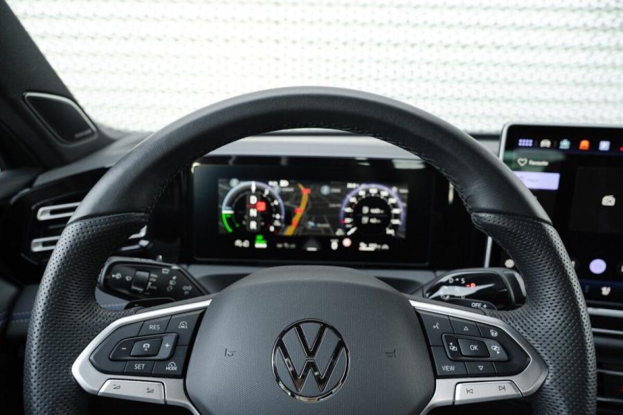 Zaļš Volkswagen Tiguan 2025 Mārupe, ar dzinēja tilpumu 1.40 L un nobraukumu 15 tūkst. km par 45900 €, foto 21 vietnē AUTOMOTO.COM.LV