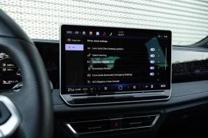 Zaļš Volkswagen Tiguan 2025 Mārupe, ar dzinēja tilpumu 1.40 L un nobraukumu 15 tūkst. km par 45900 €, foto 24 vietnē AUTOMOTO.COM.LV