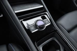 Zaļš Volkswagen Tiguan 2025 Mārupe, ar dzinēja tilpumu 1.40 L un nobraukumu 15 tūkst. km par 45900 €, foto 32 vietnē AUTOMOTO.COM.LV