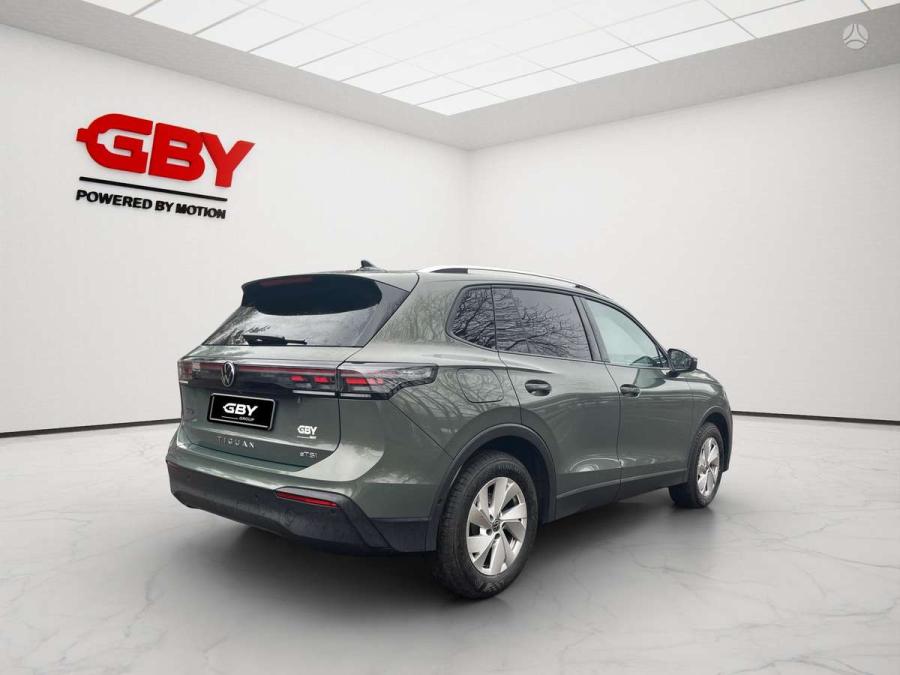 Zaļš Volkswagen Tiguan 2025 Viļņa, ar dzinēja tilpumu 1.50 L un nobraukumu 36 tūkst. km par 31500 €, foto 6 vietnē AUTOMOTO.COM.LV