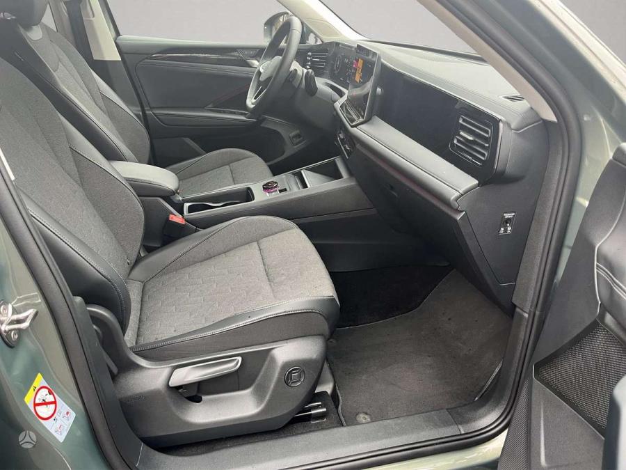 Zaļš Volkswagen Tiguan 2025 Viļņa, ar dzinēja tilpumu 1.50 L un nobraukumu 36 tūkst. km par 31500 €, foto 14 vietnē AUTOMOTO.COM.LV