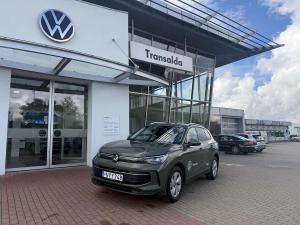 Green Volkswagen Tiguan 2025 in Siauliai, with an engine capacity of 1.50 L and mileage of 26 thousand km for 31999 €, photo  on AUTOMOTO.COM.LV