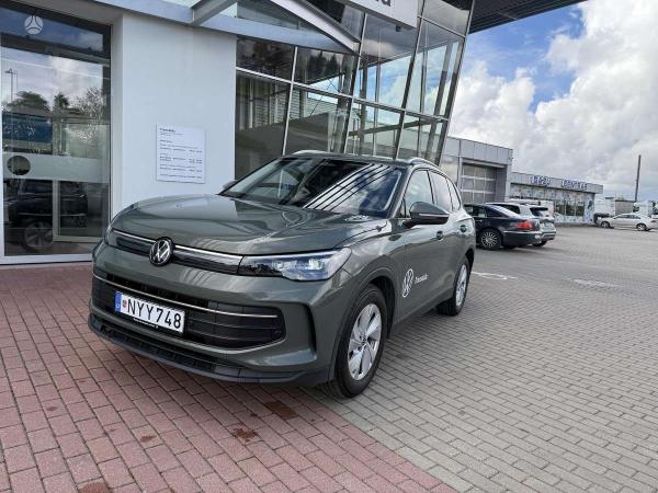 Zaļš Volkswagen Tiguan 2025 Šauļi, ar dzinēja tilpumu 1.50 L un nobraukumu 26 tūkst. km par 31999 €, foto 3 vietnē AUTOMOTO.COM.LV