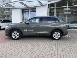 Green Volkswagen Tiguan 2025 in Siauliai, with an engine capacity of 1.50 L and mileage of 26 thousand km for 31999 €, photo 4 on AUTOMOTO.COM.LV