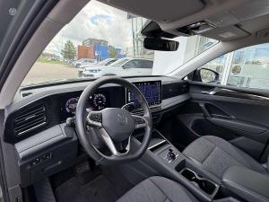 Green Volkswagen Tiguan 2025 in Siauliai, with an engine capacity of 1.50 L and mileage of 26 thousand km for 31999 €, photo 8 on AUTOMOTO.COM.LV