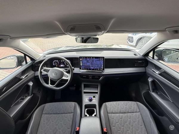 Zaļš Volkswagen Tiguan 2025 Šauļi, ar dzinēja tilpumu 1.50 L un nobraukumu 26 tūkst. km par 31999 €, foto 9 vietnē AUTOMOTO.COM.LV