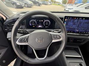 Green Volkswagen Tiguan 2025 in Siauliai, with an engine capacity of 1.50 L and mileage of 26 thousand km for 31999 €, photo 10 on AUTOMOTO.COM.LV