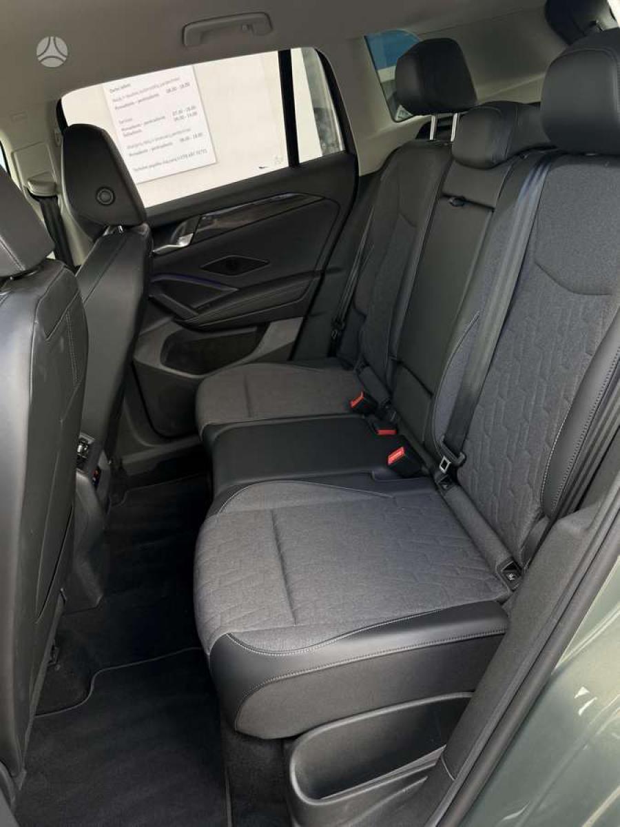 Green Volkswagen Tiguan 2025 in Siauliai, with an engine capacity of 1.50 L and mileage of 26 thousand km for 31999 €, photo 25 on AUTOMOTO.COM.LV