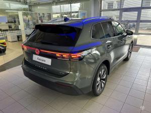 Green Volkswagen Tiguan 2026 in Kaunas, with an engine capacity of 1.50 L and mileage of 0 thousand km for 32670 €, photo 5 on AUTOMOTO.COM.LV