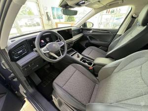 Green Volkswagen Tiguan 2026 in Kaunas, with an engine capacity of 1.50 L and mileage of 0 thousand km for 32670 €, photo 9 on AUTOMOTO.COM.LV