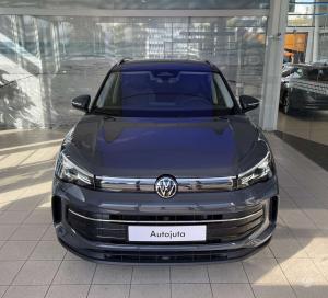 Zaļš Volkswagen Tiguan 2026 Kauņa, ar dzinēja tilpumu 1.50 L un nobraukumu 0 tūkst. km par 32630 €, foto 3 vietnē AUTOMOTO.COM.LV