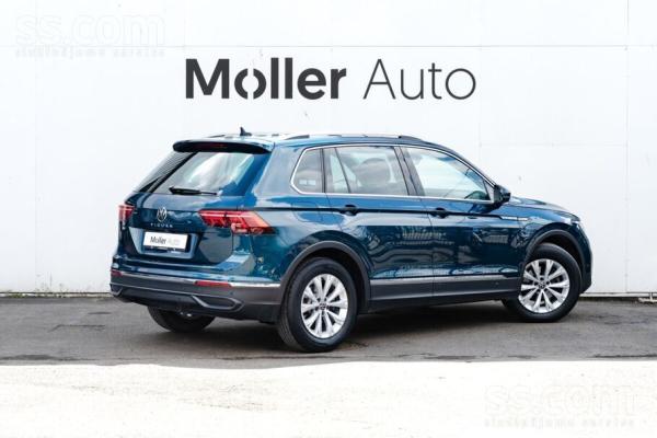 Zaļš Volkswagen Tiguan 2021 Rīga, ar dzinēja tilpumu 1.50 L un nobraukumu 59 tūkst. km par 22950 €, foto 4 vietnē AUTOMOTO.COM.LV